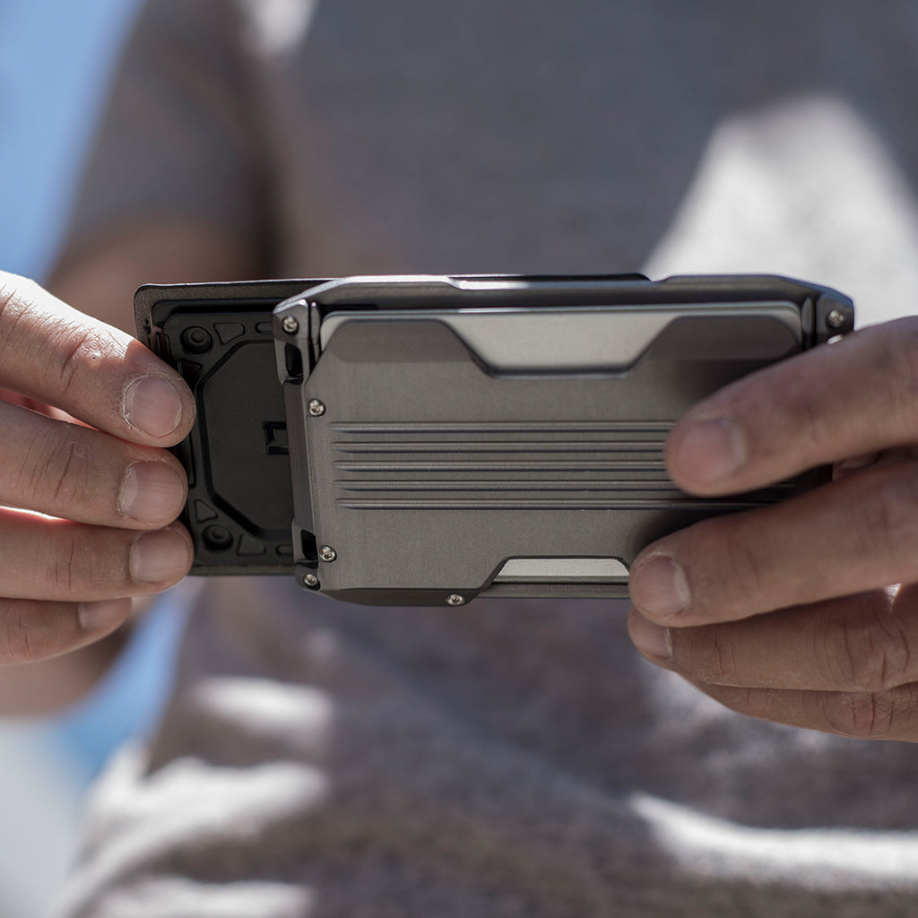 A10 ADAPT™ SINGLE POCKET WALLET - Dango Products