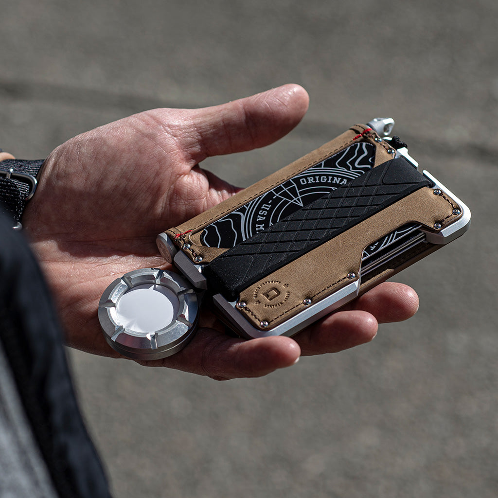 DANGO AIRTAG CAPSULE - Dango Products